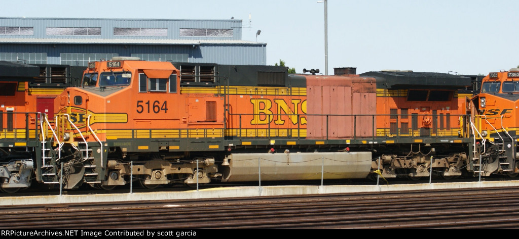 BNSF 5164